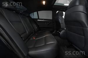 Черный БМВ 550 2012 в Тукумс, объемом двигателя 3.00 л и пробегом 300 тыс. км за 12777 €, фото 16 на AUTOMOTO.COM.LV