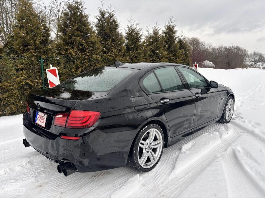 Melns BMW 550 2013 Kauņa, ar dzinēja tilpumu 4.40 L un nobraukumu 154 tūkst. km par 6000 €, foto 6 vietnē AUTOMOTO.COM.LV