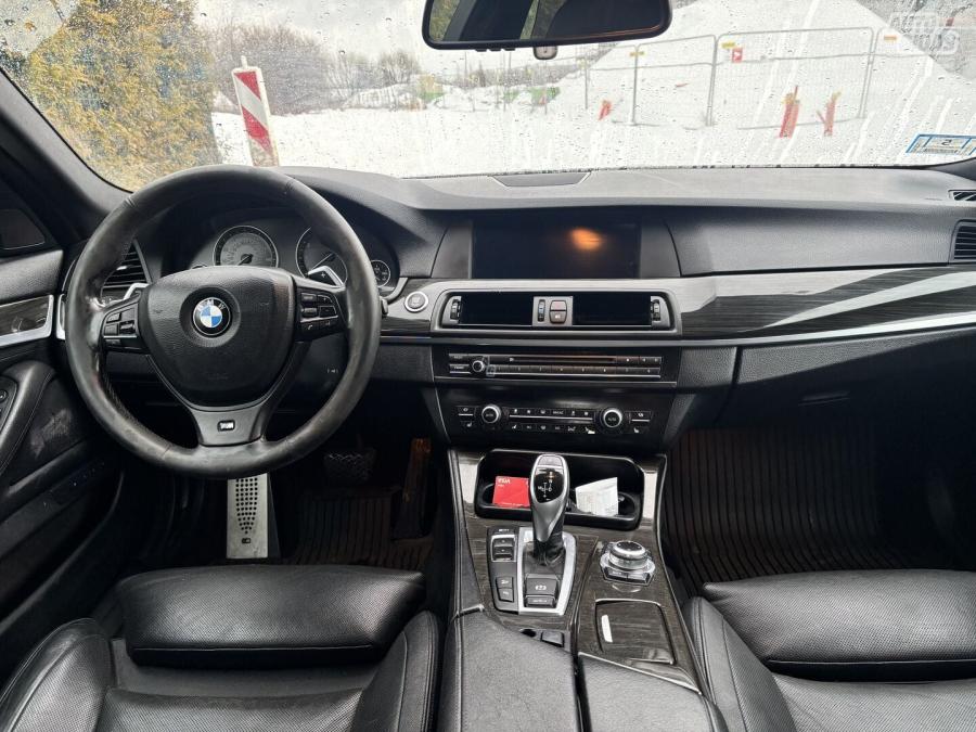 Melns BMW 550 2013 Kauņa, ar dzinēja tilpumu 4.40 L un nobraukumu 154 tūkst. km par 6000 €, foto 14 vietnē AUTOMOTO.COM.LV