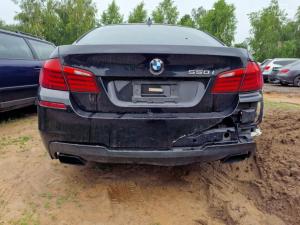 Black BMW 550 2013 in Vilnius, with an engine capacity of 4.40 L and mileage of 154 thousand km for 6225 €, photo 2 on AUTOMOTO.COM.LV