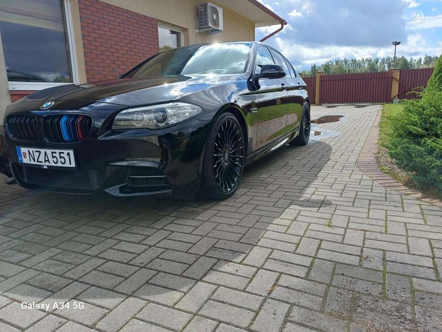 Black BMW 550 2015 in Siauliai, with an engine capacity of 4.40 L and mileage of 172 thousand km for 18000 €, photo 7 on AUTOMOTO.COM.LV