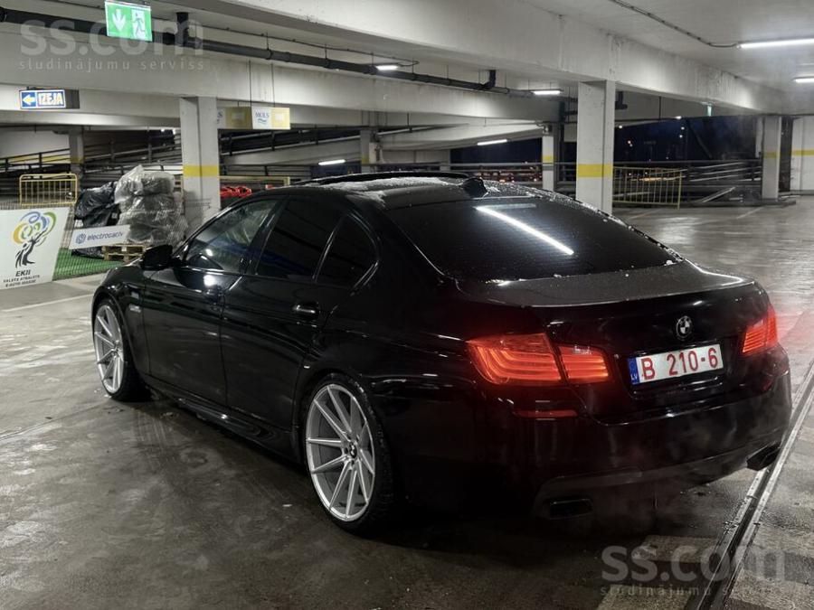 Melns BMW 550 2016 Rīga, ar dzinēja tilpumu 4.40 L un nobraukumu 0 tūkst. km par 14200 €, foto 2 vietnē AUTOMOTO.COM.LV