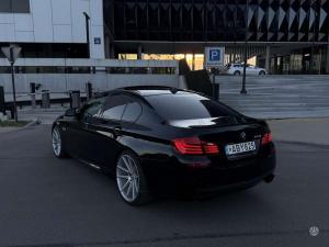 Melns BMW 550 2016 Rīga, ar dzinēja tilpumu 4.40 L un nobraukumu 316 tūkst. km par 12900 €, foto 6 vietnē AUTOMOTO.COM.LV