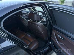 Black BMW 550 2016 in Riga, with an engine capacity of 4.40 L and mileage of 316 thousand km for 10000 €, photo 10 on AUTOMOTO.COM.LV