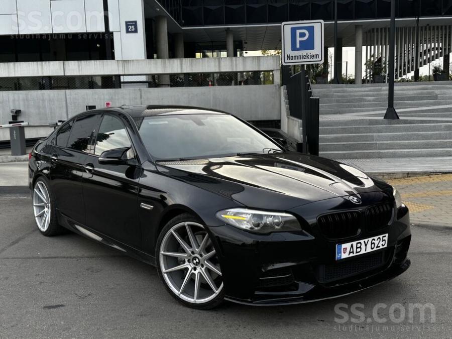 Melns BMW 550 2016 Rīga, ar dzinēja tilpumu 4.40 L un nobraukumu 314 tūkst. km par 14200 €, foto 1 vietnē AUTOMOTO.COM.LV