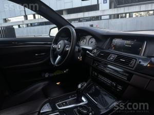 Melns BMW 550 2016 Rīga, ar dzinēja tilpumu 4.40 L un nobraukumu 314 tūkst. km par 14200 €, foto 12 vietnē AUTOMOTO.COM.LV