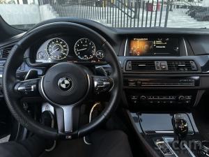 Melns BMW 550 2016 Rīga, ar dzinēja tilpumu 4.40 L un nobraukumu 314 tūkst. km par 14200 €, foto 13 vietnē AUTOMOTO.COM.LV