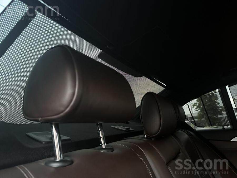 Melns BMW 550 2016 Rīga, ar dzinēja tilpumu 4.40 L un nobraukumu 314 tūkst. km par 14200 €, foto 16 vietnē AUTOMOTO.COM.LV