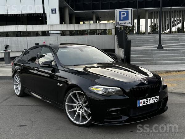 BMW 550 2016 in Riga on AUTOMOTO.COM.LV Black BMW 550 2016 in Riga, with an engine capacity of 4.40 L and mileage of 314 thousand km for 14200 ā¬, photo 1 on AUTOMOTO.COM.LV