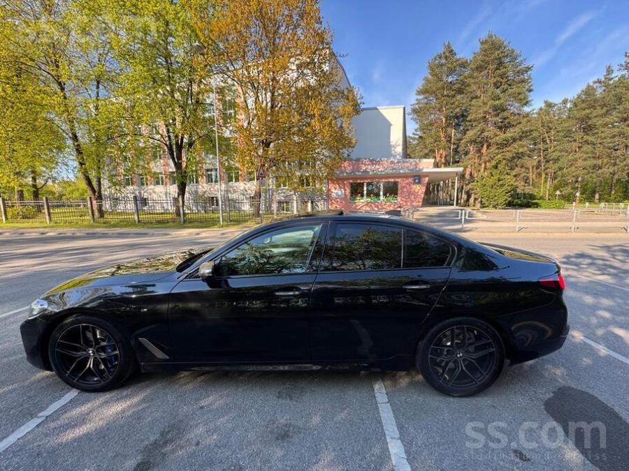 Melns BMW 550 2017 Rīga, ar dzinēja tilpumu 4.40 L un nobraukumu 160 tūkst. km par 22500 €, foto 16 vietnē AUTOMOTO.COM.LV