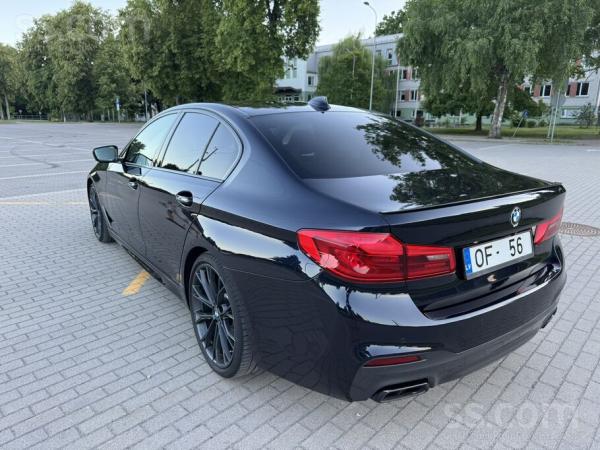 Black BMW 550 2017 in Jelgava, with an engine capacity of 4.40 L and mileage of 121 thousand km for 33000 €, photo 4 on AUTOMOTO.COM.LV