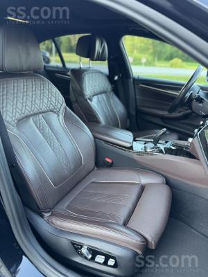 Black BMW 550 2017 in Jelgava, with an engine capacity of 4.40 L and mileage of 121 thousand km for 33000 €, photo 10 on AUTOMOTO.COM.LV