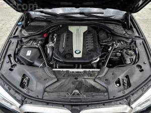 Black BMW 550 2018 in Riga, with an engine capacity of 3.00 L and mileage of 0 thousand km for 27500 €, photo 16 on AUTOMOTO.COM.LV