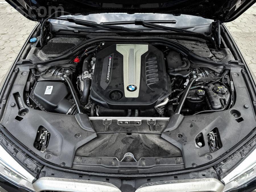Black BMW 550 2018 in Riga, with an engine capacity of 3.00 L and mileage of 0 thousand km for 27500 €, photo 16 on AUTOMOTO.COM.LV