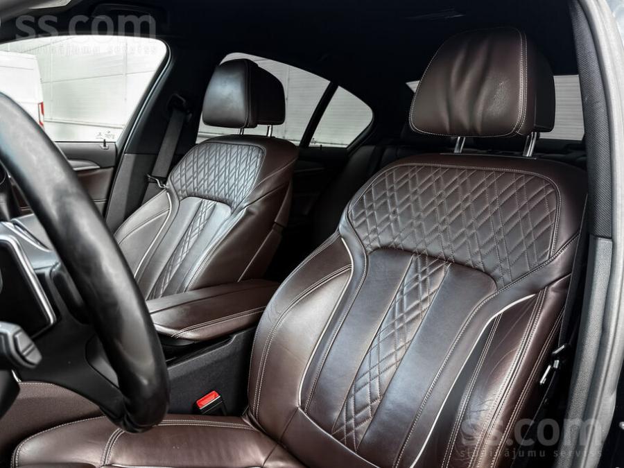 Black BMW 550 2018 in Riga, with an engine capacity of 3.00 L and mileage of 0 thousand km for 27500 €, photo 22 on AUTOMOTO.COM.LV
