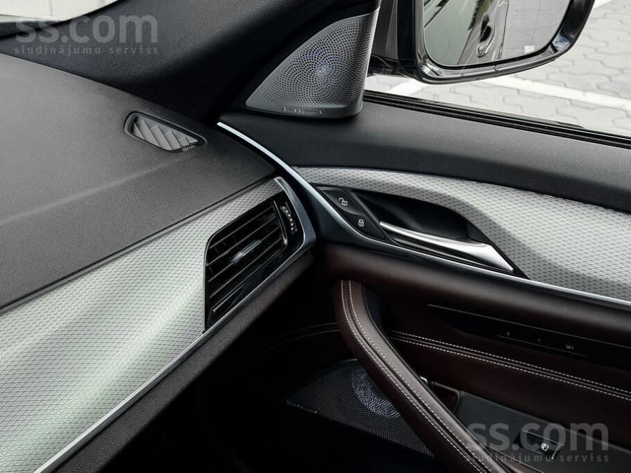 Black BMW 550 2018 in Riga, with an engine capacity of 3.00 L and mileage of 0 thousand km for 27500 €, photo 23 on AUTOMOTO.COM.LV
