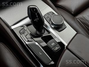 Black BMW 550 2018 in Riga, with an engine capacity of 3.00 L and mileage of 0 thousand km for 27500 €, photo 30 on AUTOMOTO.COM.LV
