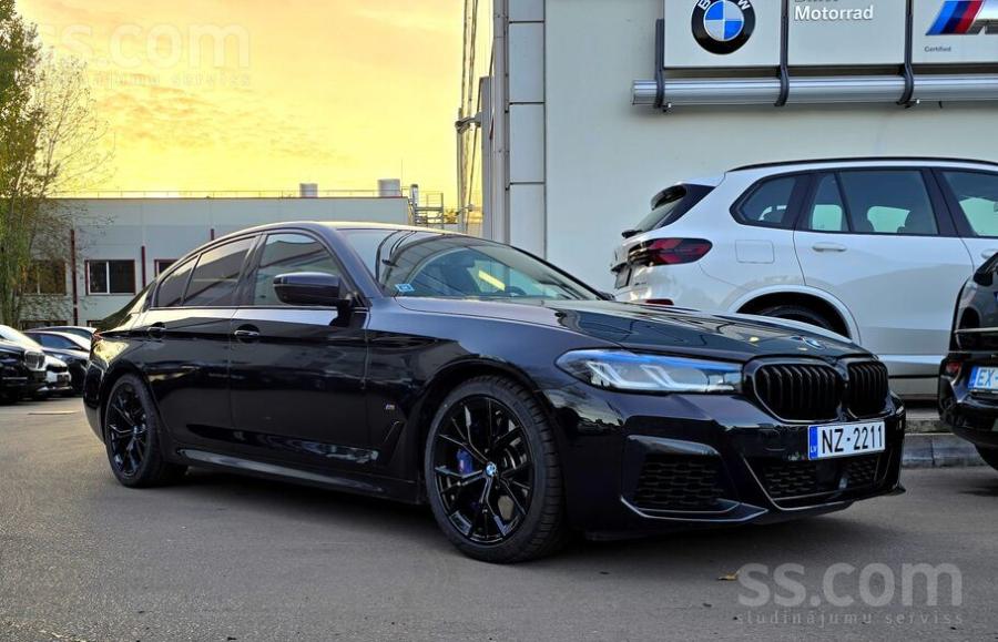 Melns BMW 550 2021 Rīga, ar dzinēja tilpumu 4.40 L un nobraukumu 122 tūkst. km par 52490 €, foto 1 vietnē AUTOMOTO.COM.LV