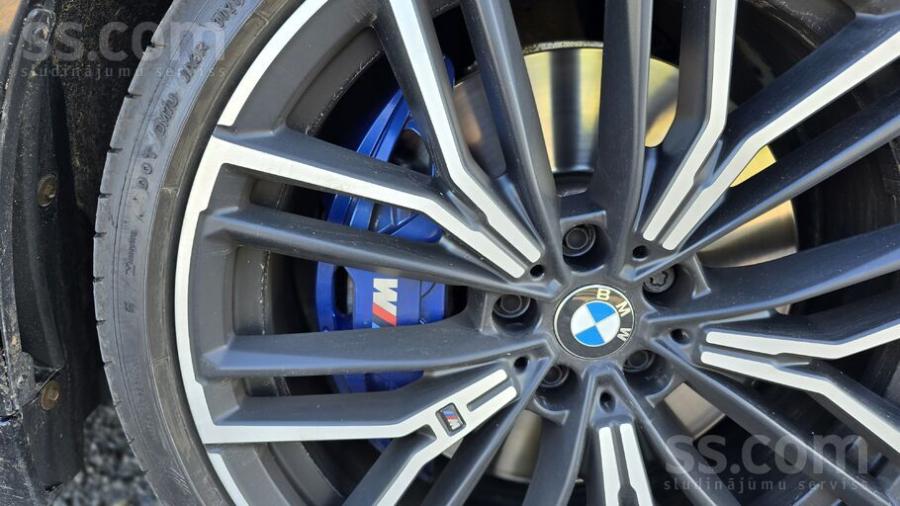 Melns BMW 550 2021 Rīga, ar dzinēja tilpumu 4.40 L un nobraukumu 122 tūkst. km par 52490 €, foto 5 vietnē AUTOMOTO.COM.LV