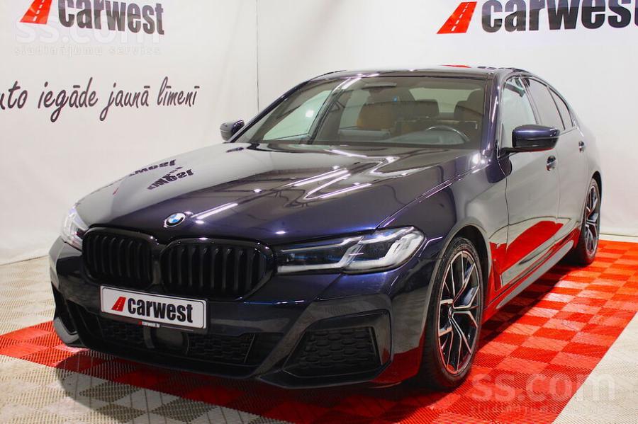 Black BMW 550 2021 in Riga, with an engine capacity of 4.40 L and mileage of 104 thousand km for 48490 €, photo 1 on AUTOMOTO.COM.LV