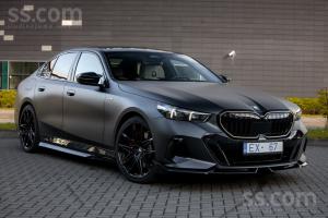 Melns BMW 550 2024 Jelgava, ar dzinēja tilpumu 3.00 L un nobraukumu 34 tūkst. km par 67500 €, foto 3 vietnē AUTOMOTO.COM.LV