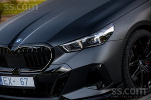 Melns BMW 550 2024 Jelgava, ar dzinēja tilpumu 3.00 L un nobraukumu 34 tūkst. km par 67500 €, foto 10 vietnē AUTOMOTO.COM.LV