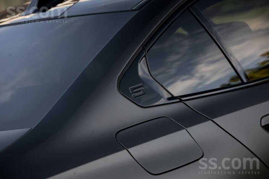 Melns BMW 550 2024 Jelgava, ar dzinēja tilpumu 3.00 L un nobraukumu 34 tūkst. km par 67500 €, foto 14 vietnē AUTOMOTO.COM.LV