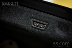Melns BMW 550 2024 Jelgava, ar dzinēja tilpumu 3.00 L un nobraukumu 34 tūkst. km par 67500 €, foto 16 vietnē AUTOMOTO.COM.LV