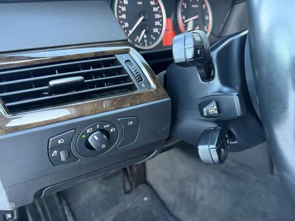 Melns BMW 550 2006 Viļņa, ar dzinēja tilpumu 4.80 L un nobraukumu 353 tūkst. km par 5650 €, foto 11 vietnē AUTOMOTO.COM.LV