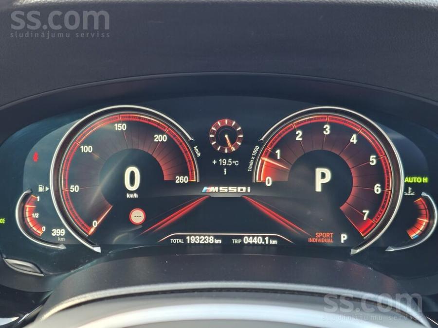 Black BMW 550 2017 in Riga, with an engine capacity of 4.40 L and mileage of 189 thousand km for 27990 €, photo 15 on AUTOMOTO.COM.LV