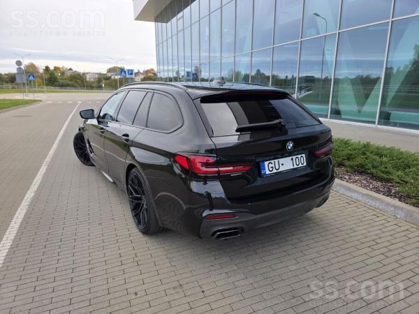 Black BMW 550 2018 in Rezekne, with an engine capacity of 3.00 L and mileage of 185 thousand km for 26000 €, photo 6 on AUTOMOTO.COM.LV