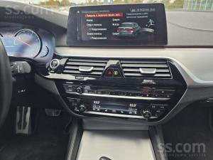 Черный БМВ 550 2018 в Резекне, объемом двигателя 3.00 л и пробегом 185 тыс. км за 26000 €, фото 24 на AUTOMOTO.COM.LV