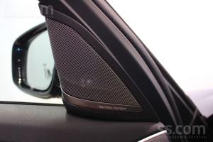 Black BMW 550 2019 in Riga, with an engine capacity of 3.00 L and mileage of 186 thousand km for 29900 €, photo 11 on AUTOMOTO.COM.LV