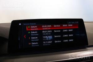 Black BMW 550 2019 in Riga, with an engine capacity of 3.00 L and mileage of 186 thousand km for 29900 €, photo 19 on AUTOMOTO.COM.LV