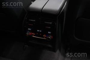 Black BMW 550 2019 in Riga, with an engine capacity of 3.00 L and mileage of 186 thousand km for 29900 €, photo 30 on AUTOMOTO.COM.LV