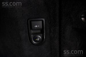 Black BMW 550 2019 in Riga, with an engine capacity of 3.00 L and mileage of 186 thousand km for 29900 €, photo 34 on AUTOMOTO.COM.LV