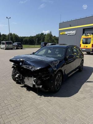 Melns BMW 550 2025 Plungė, ar dzinēja tilpumu 3.00 L un nobraukumu 75 tūkst. km par 32500 €, foto 3 vietnē AUTOMOTO.COM.LV
