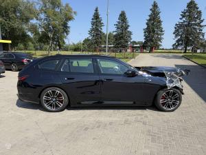 Melns BMW 550 2025 Plungė, ar dzinēja tilpumu 3.00 L un nobraukumu 75 tūkst. km par 32500 €, foto 11 vietnē AUTOMOTO.COM.LV