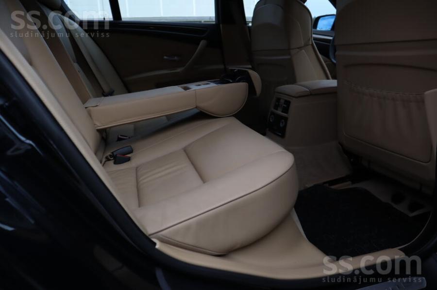 Zils BMW 550 2008 Rīga, ar dzinēja tilpumu 4.80 L un nobraukumu 318 tūkst. km par 9990 €, foto 12 vietnē AUTOMOTO.COM.LV