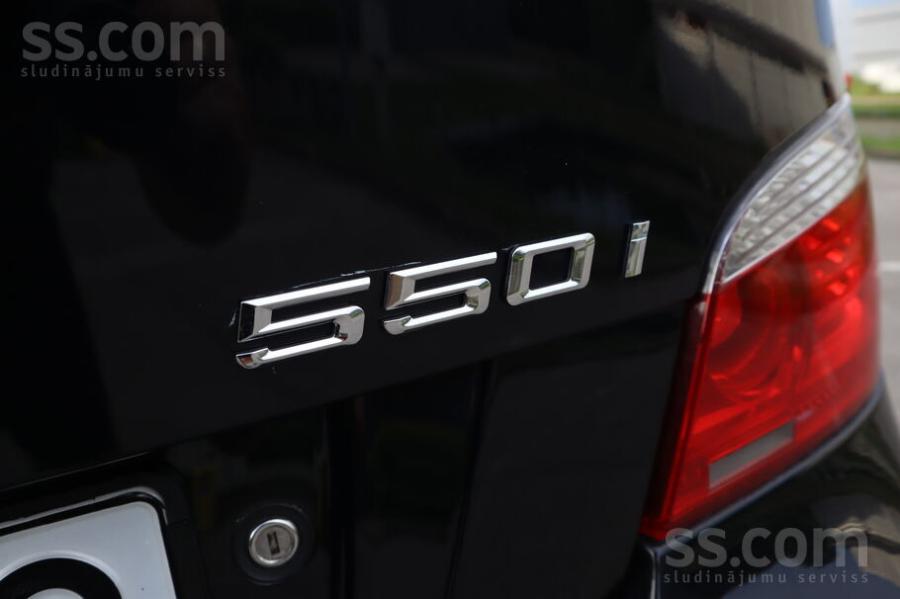 Zils BMW 550 2008 Rīga, ar dzinēja tilpumu 4.80 L un nobraukumu 318 tūkst. km par 9990 €, foto 31 vietnē AUTOMOTO.COM.LV