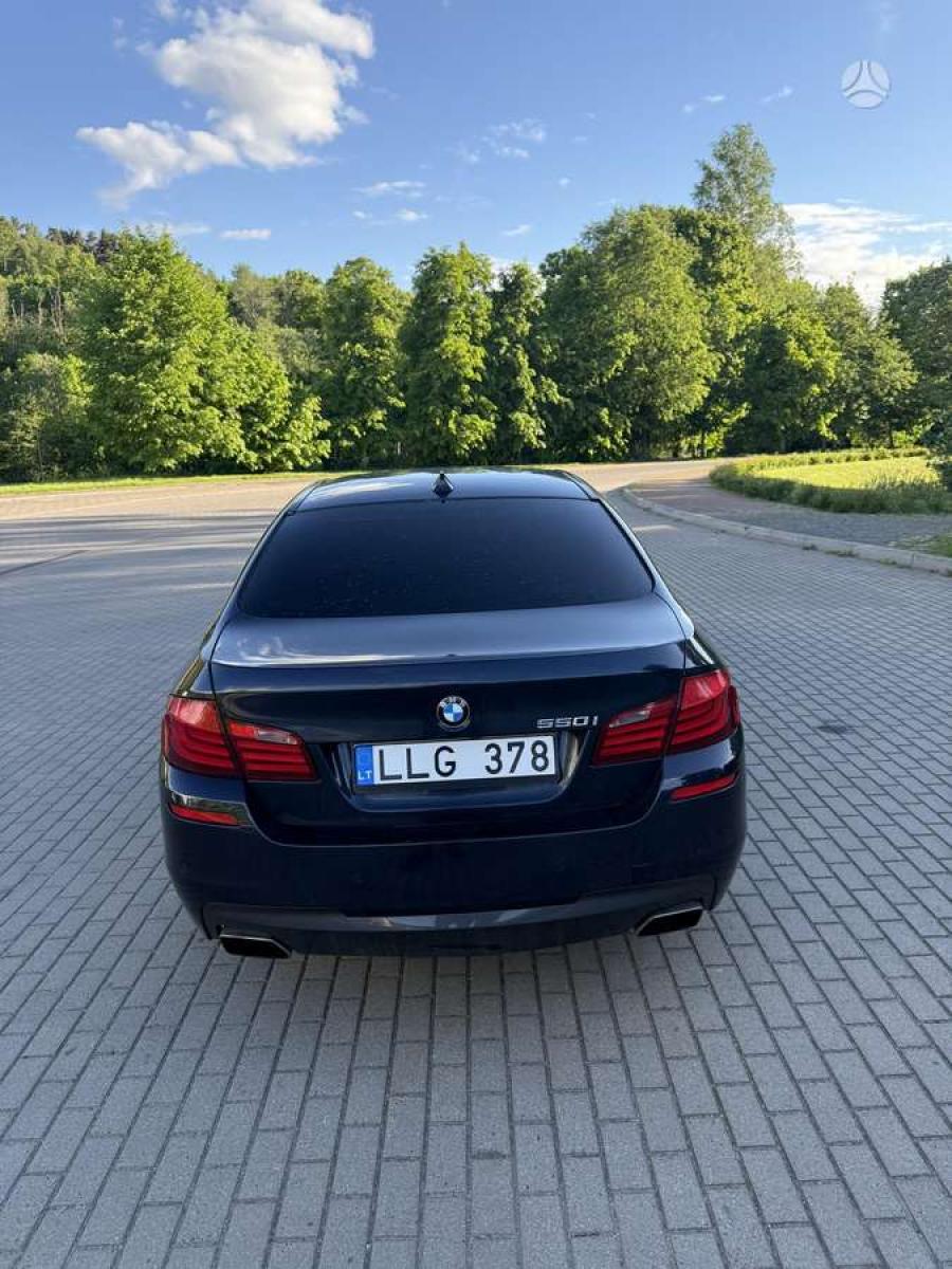 Blue BMW 550 2011 in Vilnius, with an engine capacity of 4.40 L and mileage of 226 thousand km for 7450 €, photo 7 on AUTOMOTO.COM.LV