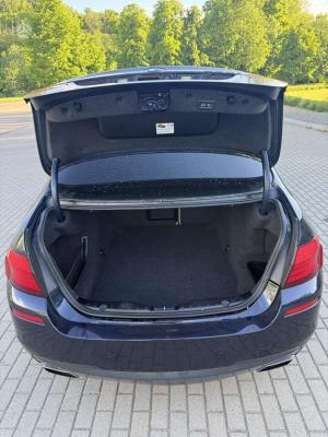 Blue BMW 550 2011 in Vilnius, with an engine capacity of 4.40 L and mileage of 226 thousand km for 7450 €, photo 10 on AUTOMOTO.COM.LV