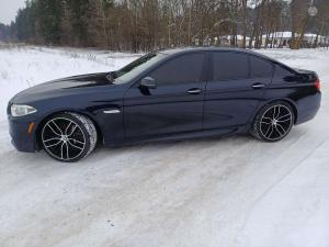 Blue BMW 550 2014 in Vilnius, with an engine capacity of 4.40 L and mileage of 130 thousand km for 9950 €, photo 2 on AUTOMOTO.COM.LV