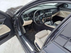 Blue BMW 550 2014 in Vilnius, with an engine capacity of 4.40 L and mileage of 130 thousand km for 9950 €, photo 10 on AUTOMOTO.COM.LV