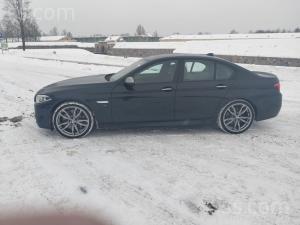 Синий БМВ 550 2015 в Даугавпилс, объемом двигателя 3.00 л и пробегом 202 тыс. км за 20000 €, фото 3 на AUTOMOTO.COM.LV