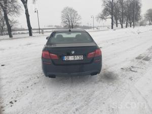 Синий БМВ 550 2015 в Даугавпилс, объемом двигателя 3.00 л и пробегом 202 тыс. км за 20000 €, фото 5 на AUTOMOTO.COM.LV