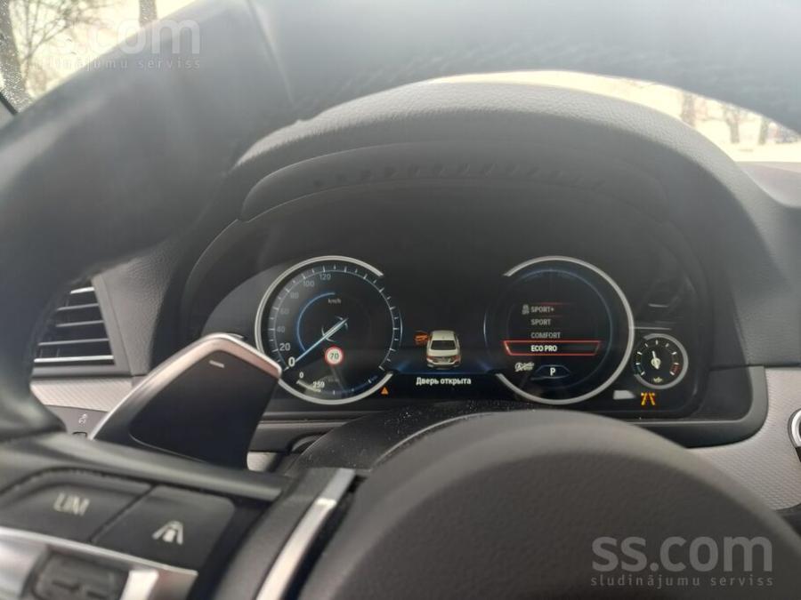 Синий БМВ 550 2015 в Даугавпилс, объемом двигателя 3.00 л и пробегом 202 тыс. км за 20000 €, фото 10 на AUTOMOTO.COM.LV