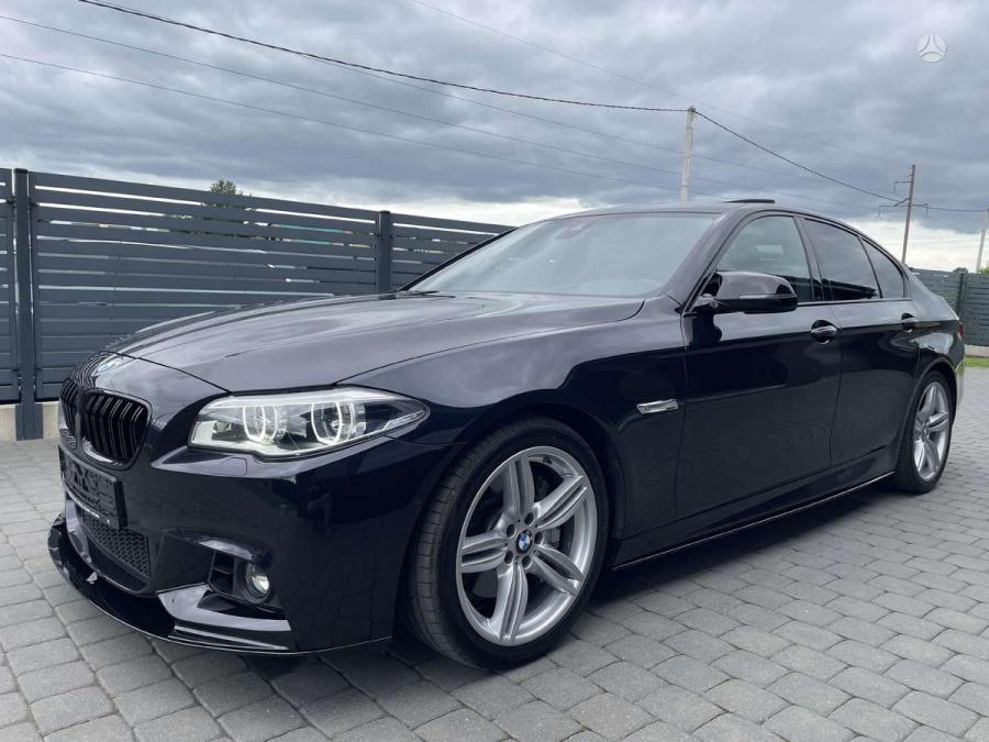Blue BMW 550 2016 in Kaunas, with an engine capacity of 4.40 L and mileage of 81 thousand km for 21800 €, photo 1 on AUTOMOTO.COM.LV