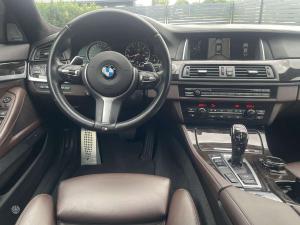 Blue BMW 550 2016 in Kaunas, with an engine capacity of 4.40 L and mileage of 81 thousand km for 21800 €, photo 12 on AUTOMOTO.COM.LV
