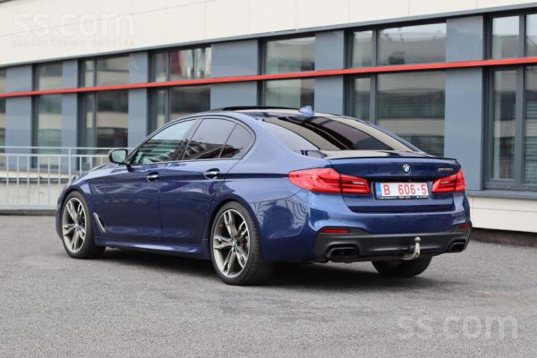 Blue BMW 550 2017 in Riga, with an engine capacity of 4.40 L and mileage of 179 thousand km for 29980 €, photo 4 on AUTOMOTO.COM.LV